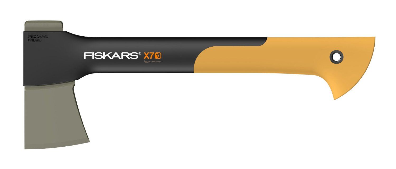 Fiskars X7 Universalaxt Test